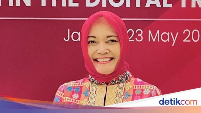 Mengenal Sri Safitri, Srikandi Doktor Digital Telkom - detikInet ...