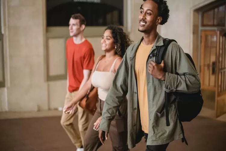 Jangan Asal Pilih, Ini Daftar Kampus Negeri dan Swasta Terbaik di Jawa ...