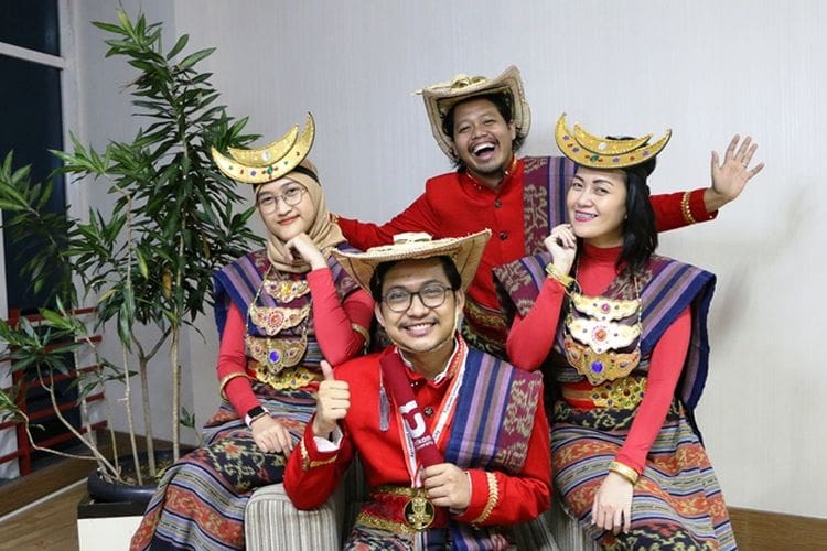 Budaya Nusantara Nusantara Menjadi Nuansa Wisuda Telkom University ...