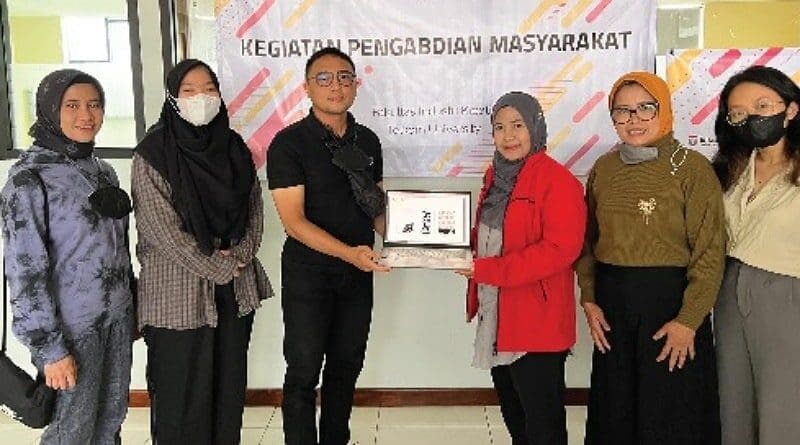 Tim Dosen FIK – DKV Telkom University Turut Bantu Merancang Kemasan ...