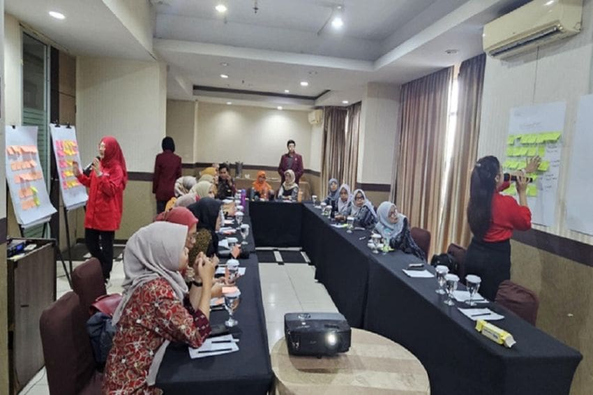 Ciptakan Inovasi Beraksi, Tim Pengmas Tel-U Cegah Kekerasan Seksual pada Anak | Kliping Berita ...