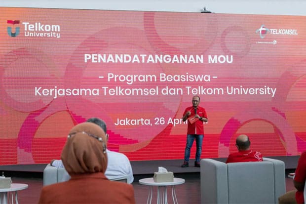 Telkomsel dan Telkom University Kolaborasi Hadirkan Program Beasiswa | Kliping Berita Telkom ...